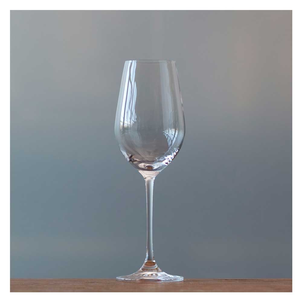 Lucaris Desire - Crisp White (6 stk.) | Wineandbarrels